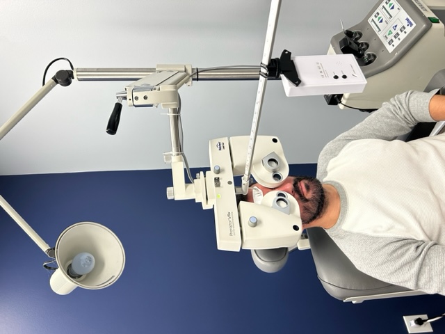 Portable Digital Near Chart for all Phoropter Rods & Rotoclips