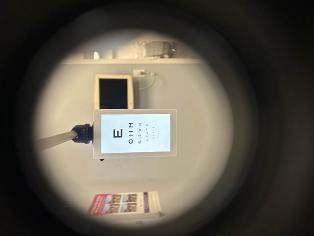 Portable Digital Near Chart for all Phoropter Rods & Rotoclips